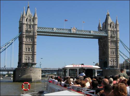 Things to do in London with kids on the River Thames - London Mums Magazine