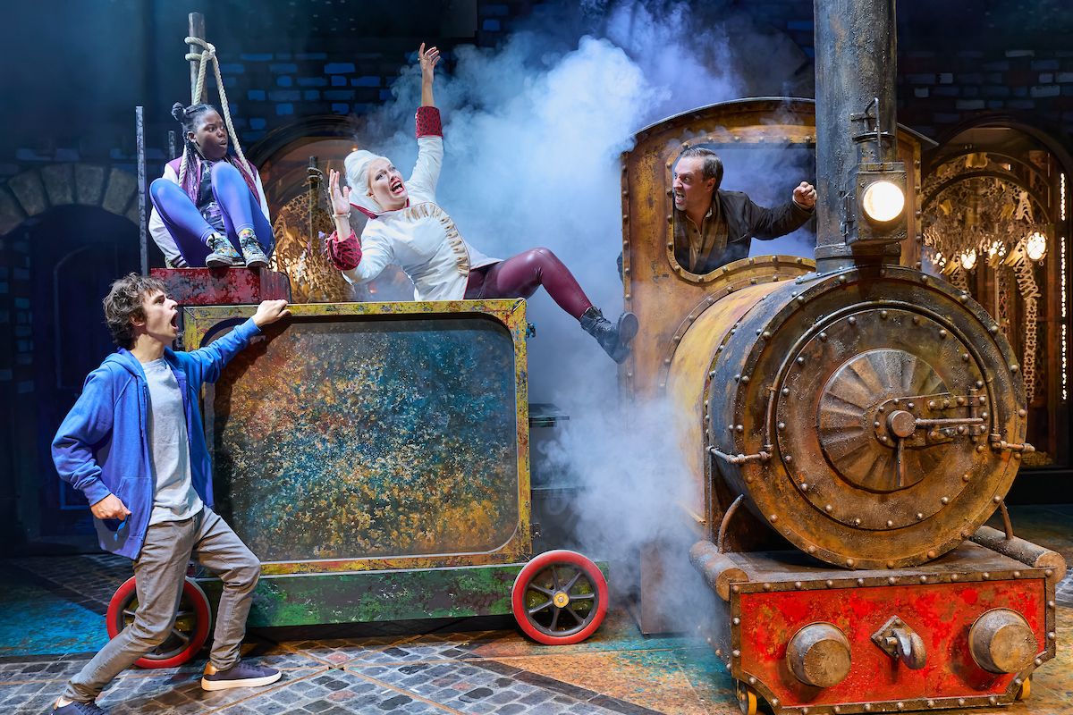 Show review: Demon Dentist written by David Walliams - London Mums Magazine